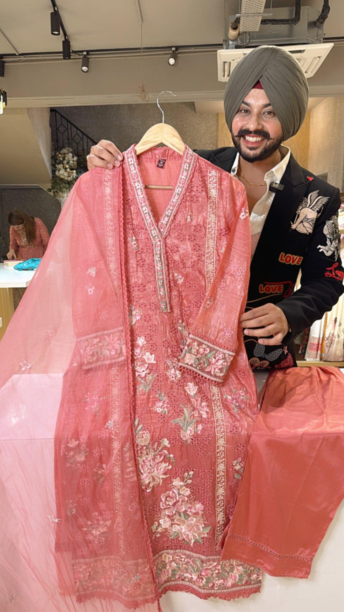 Gajri Pink Crush Organza Heavy embroidery & cut work Pakistani Suit wi